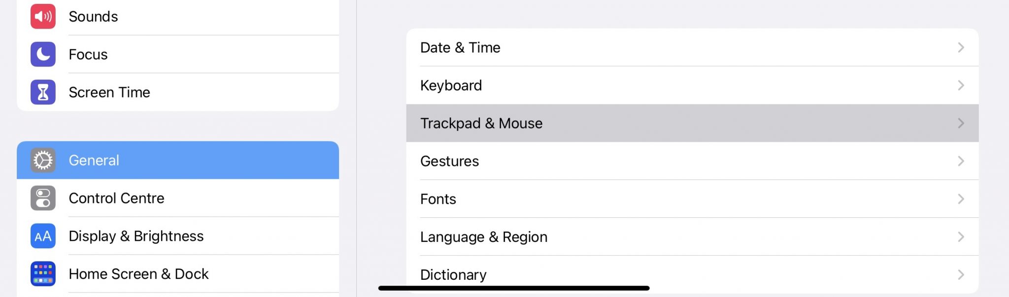 How to change Mouse wheel scroll direction on iPadOS 15